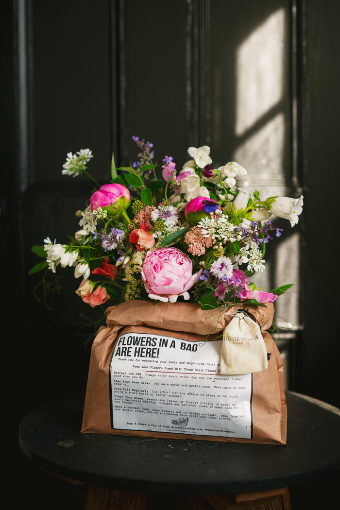 THE FLOWERS IN A BAG SUBCRIPTION